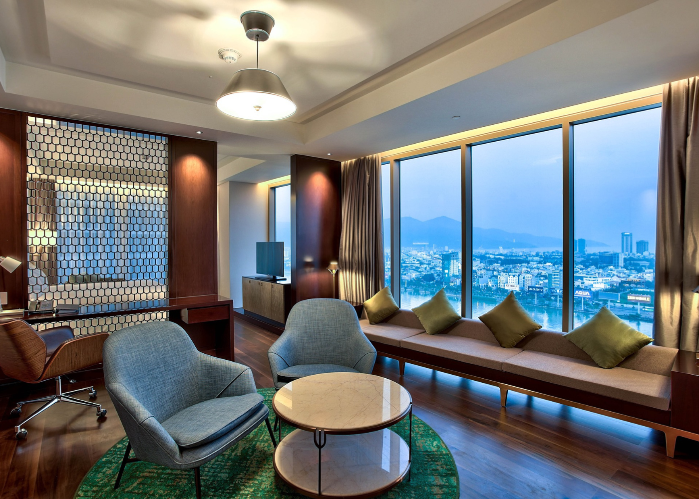 Hilton Da Nang review: A luxe hotel stay in Vietnam | Honeycombers ...